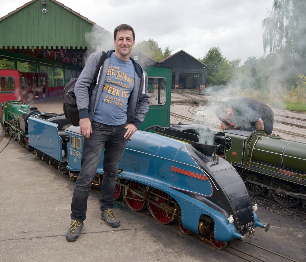 Upgrading an old model train - Model Railway Engineer, the multi-award ...