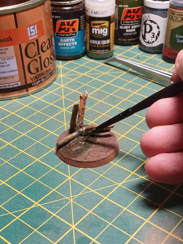 How to make a dark muddy swamp water base for miniatures