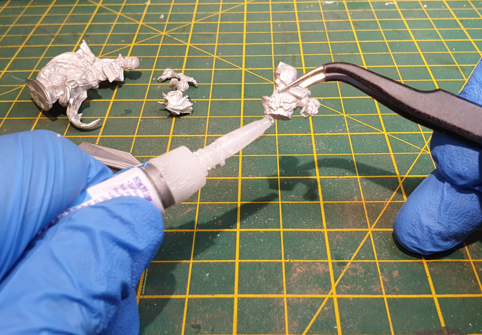 The best glue for metal miniatures - MRE, the multi-award winning model ...